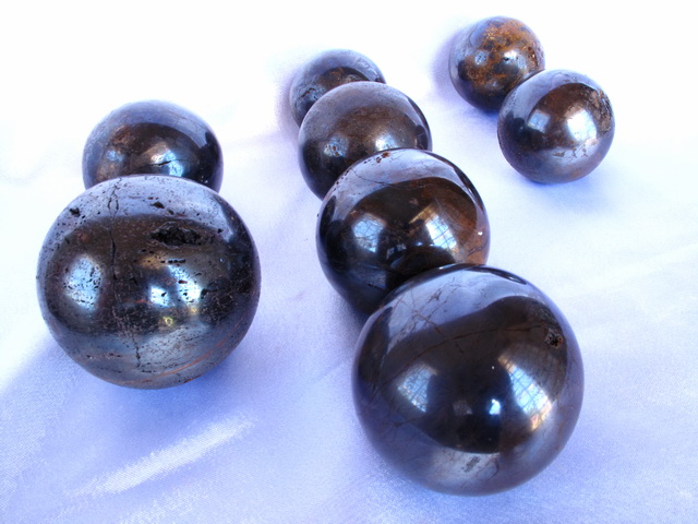 Hematite Sphere 50-60 mm